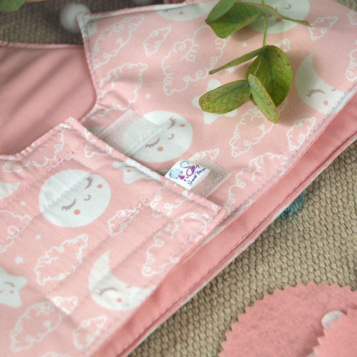 Corona cumpleaños Lunas Rosas personalizada. Saquito Mágico – saquitomagico